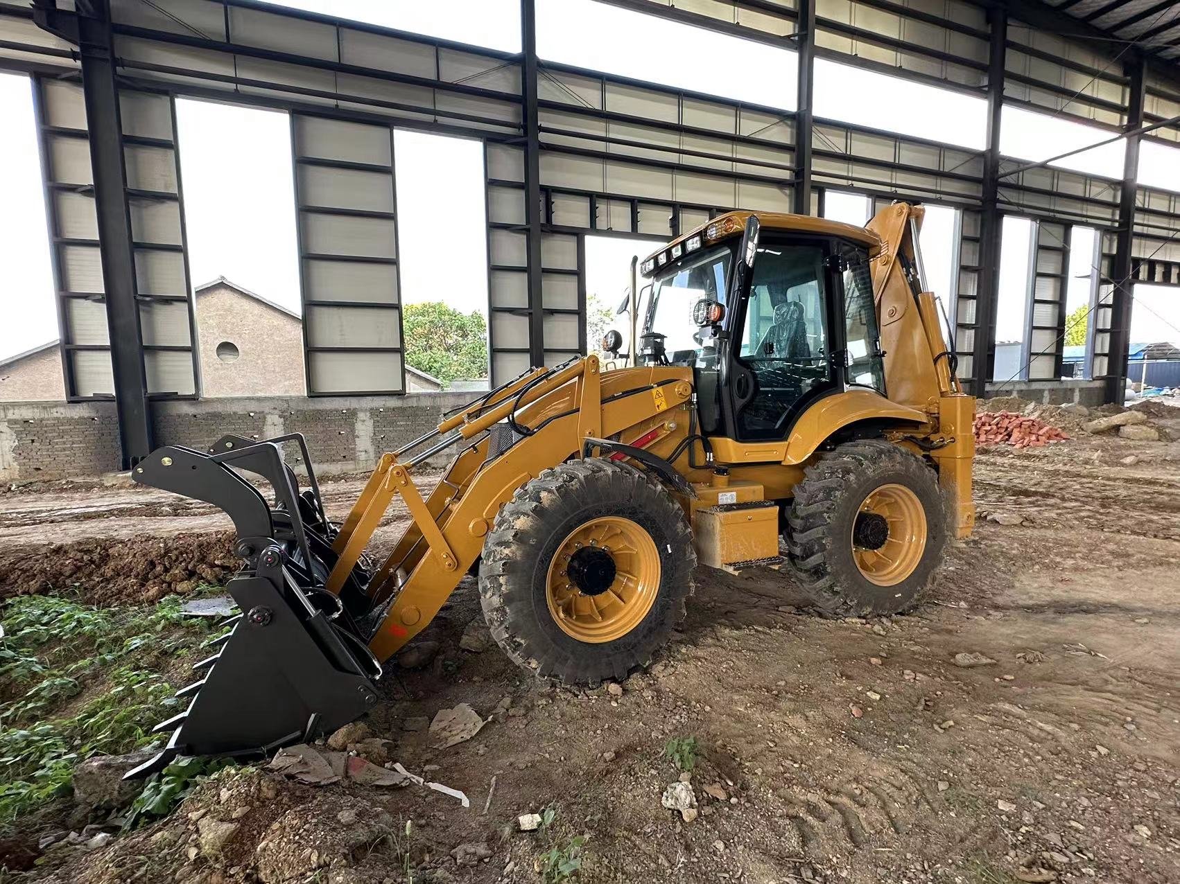 ATLAPEX Backhoe Loader with 4-Wheel Steering and Driving, Excellent ...