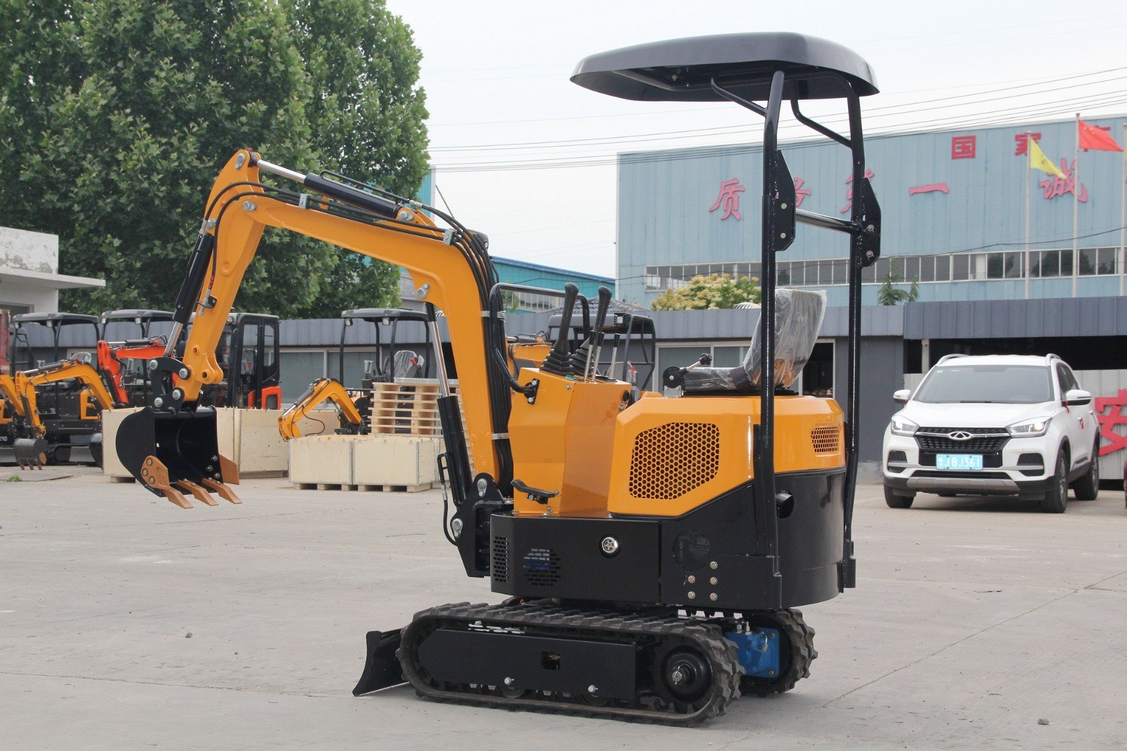 ATLAPEX Crawler Excavator APX10 with optional engines including KOOP/KD192, KUBOTA Z482, and B&S ...